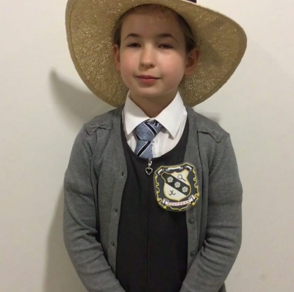 Ocean Academy's Daisy Smith, 10, receives a reply from her favourite ...