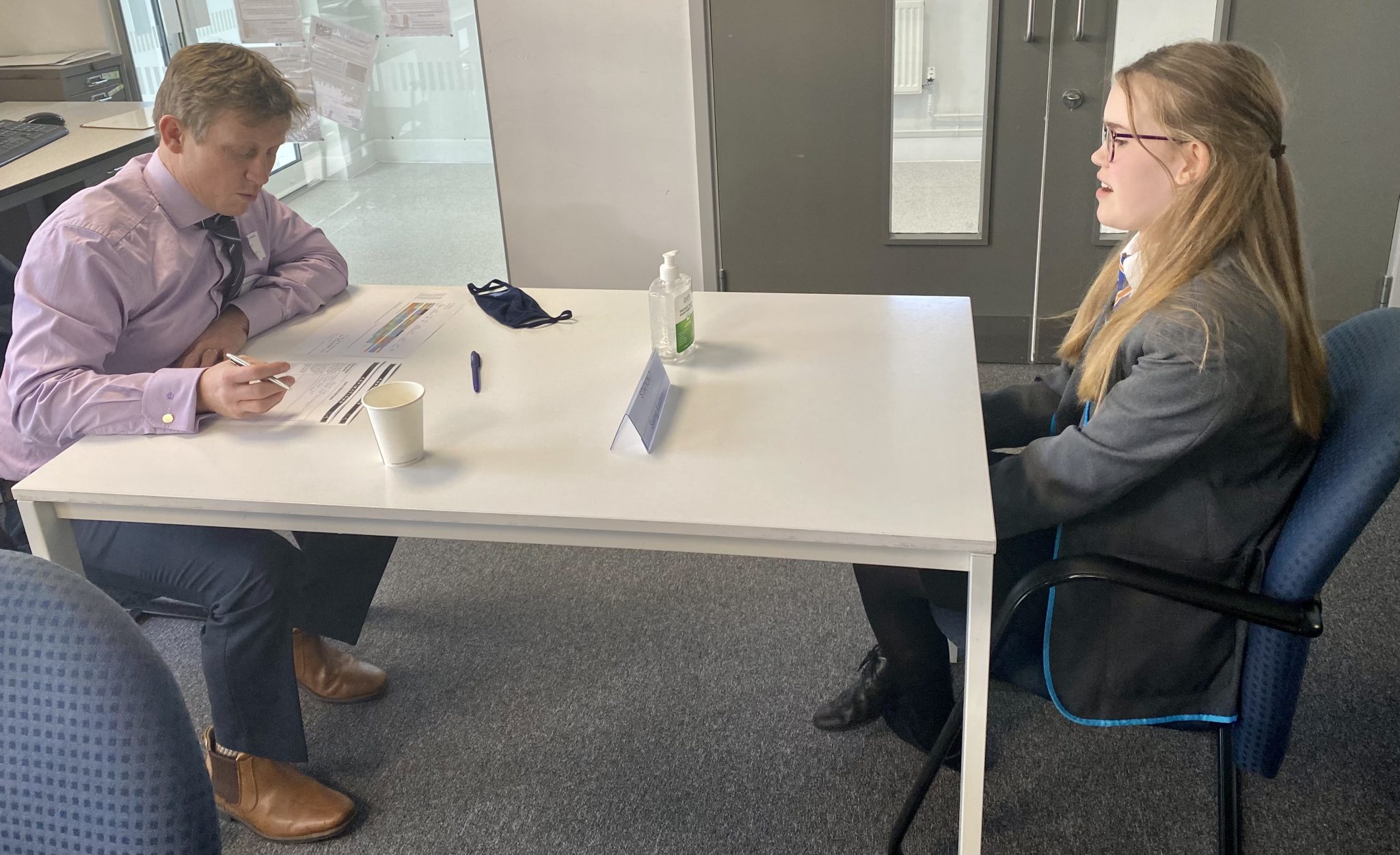 The Do's & Don'ts to nail a job interview: Recruitment expert helps ...