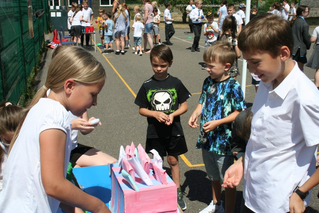 Business venture sees Year 6 students at Bovington Academy take on the ...